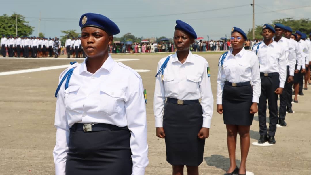 Gabon : 935 nouveaux sous-officiers renforcent les rangs de la police ...